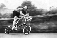 Moulton Bicycles | Innovative British Bicycle Design